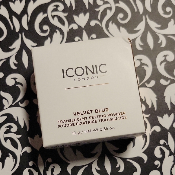 ICONIC London | Makeup | Nib Iconic London Velvet Blur Setting Powder ...